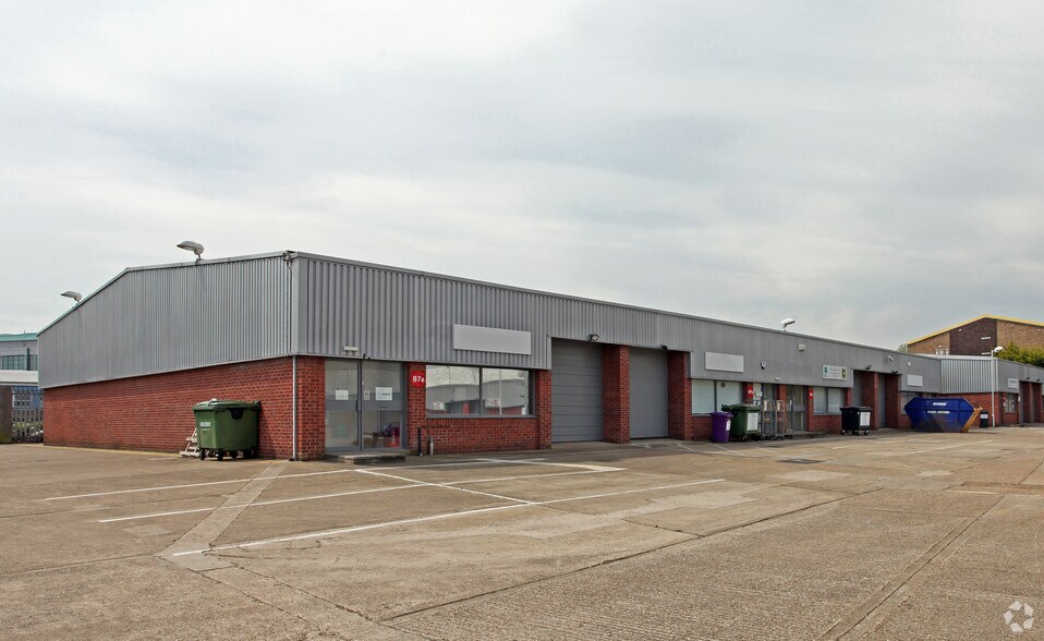 87A-87D Whitby Rd, Slough SL1 3DR - Industrial for Rent | LoopNet UK