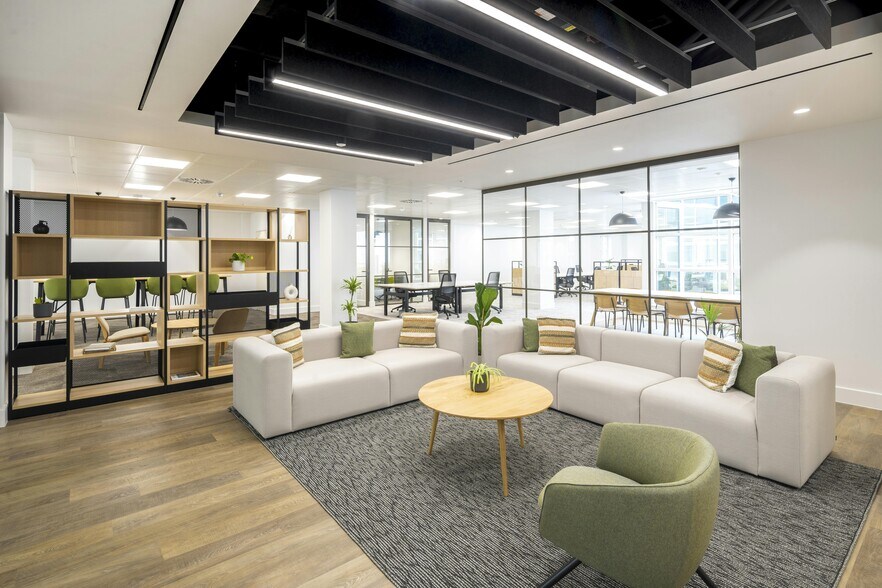 Office Space to Rent - Builder House, 1-3 Pemberton Row, London, EC4A ...