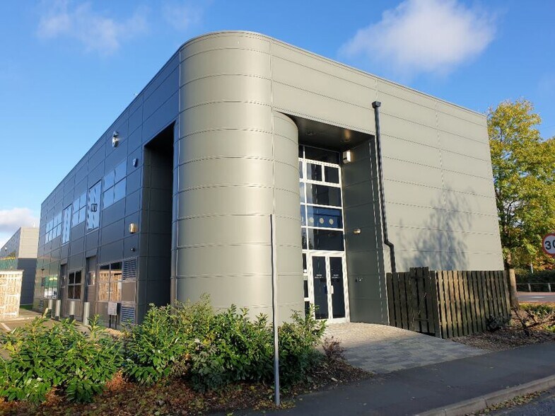 Kings Hedges Rd, Cambridge, CB4 2QH | LoopNet UK