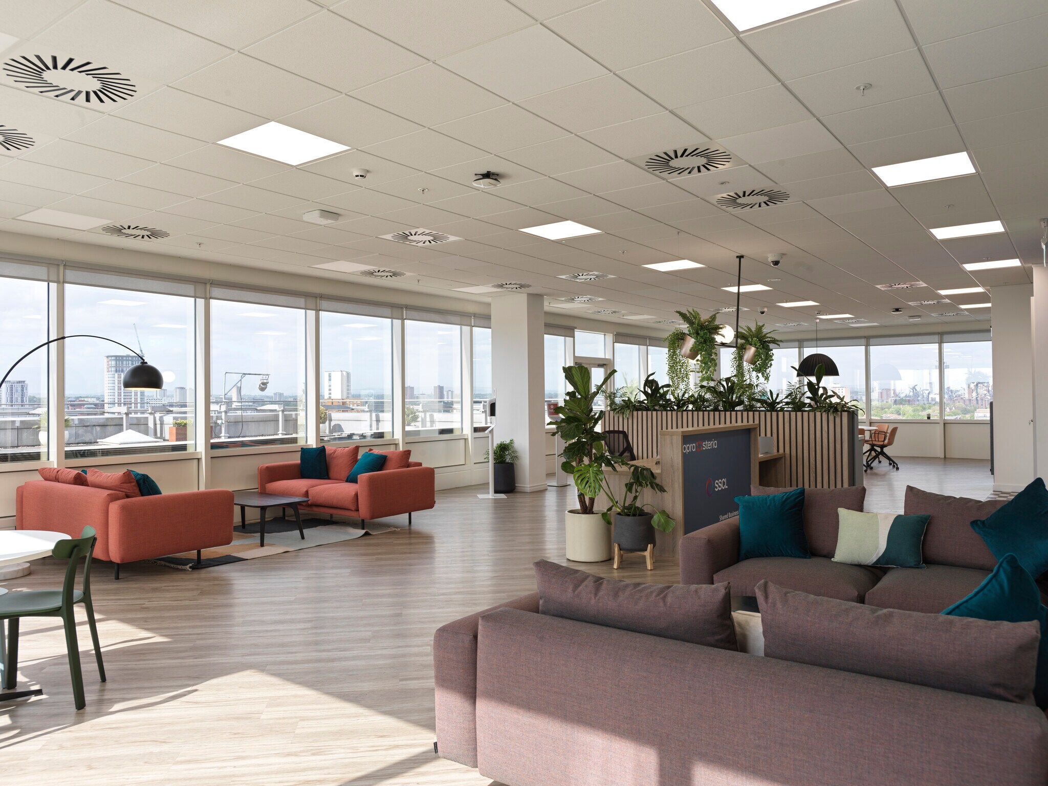 1 Exchange Quay, Manchester, GTM M5 3EA - Exchange Quay Campus | LoopNet