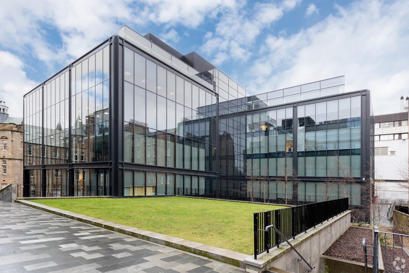 10 Nightingale Way, Edinburgh EH3 9EG | LoopNet UK