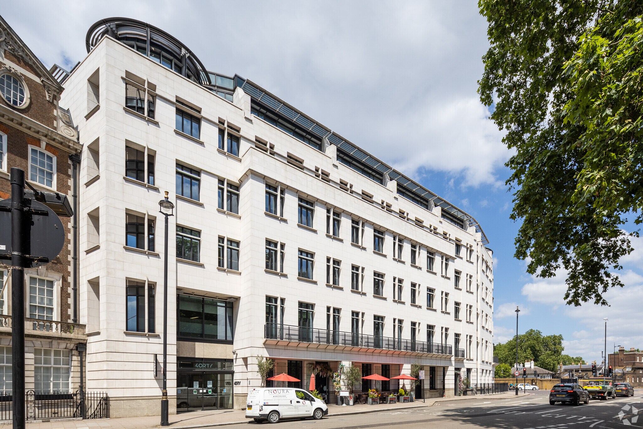 40 Grosvenor Pl, London SW1X 7EN | LoopNet UK