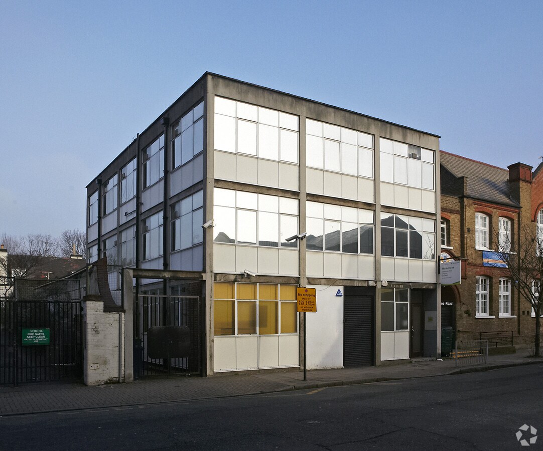 5 Elthorne Rd, London, N19 4AG | LoopNet UK