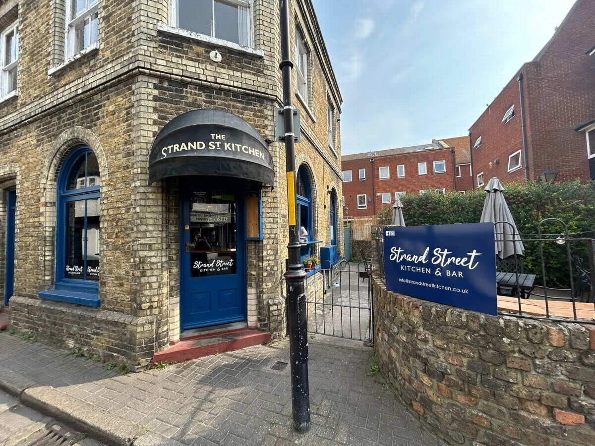 Retail Space to Rent - 26-28 Strand St, Sandwich, CT13 9DS - 500 sq ft ...