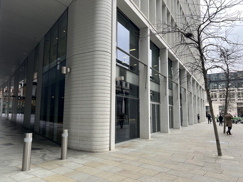 60 Ludgate Hl, London, EC4M 7AW - One New Ludgate - Retail to Rent ...
