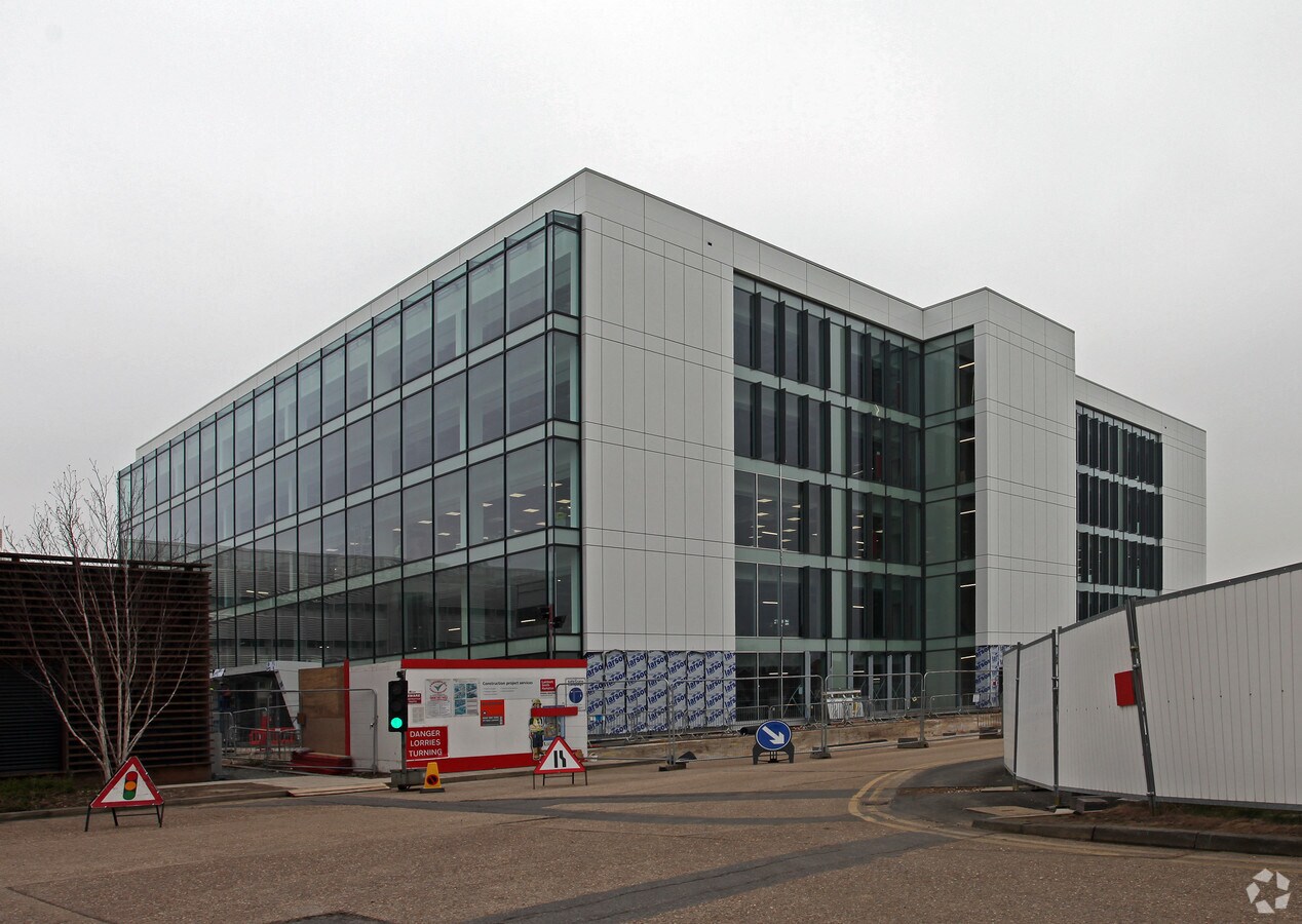 North Hyde Rd, Hayes UB3 4AZ - Office For Sale | LoopNet UK