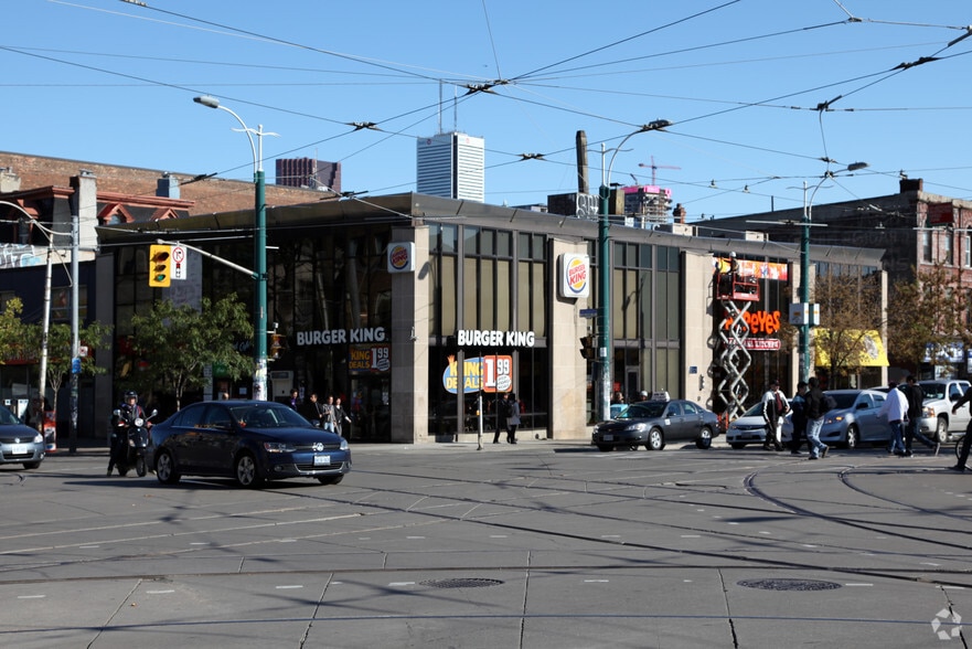 267 College St, Toronto, ON M5T 1R2 - Office/Retail for Lease - CAN