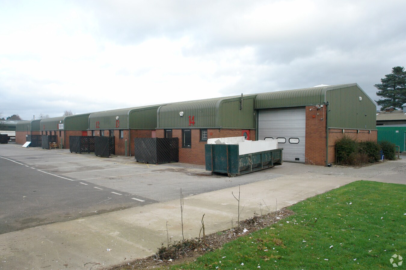 Maesbury Rd, Oswestry SY10 8RA | LoopNet UK