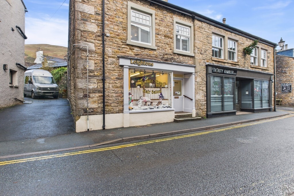 Retail Property for Sale in 12 Main St, Sedbergh, LA10 5BN - 350 sq ft ...