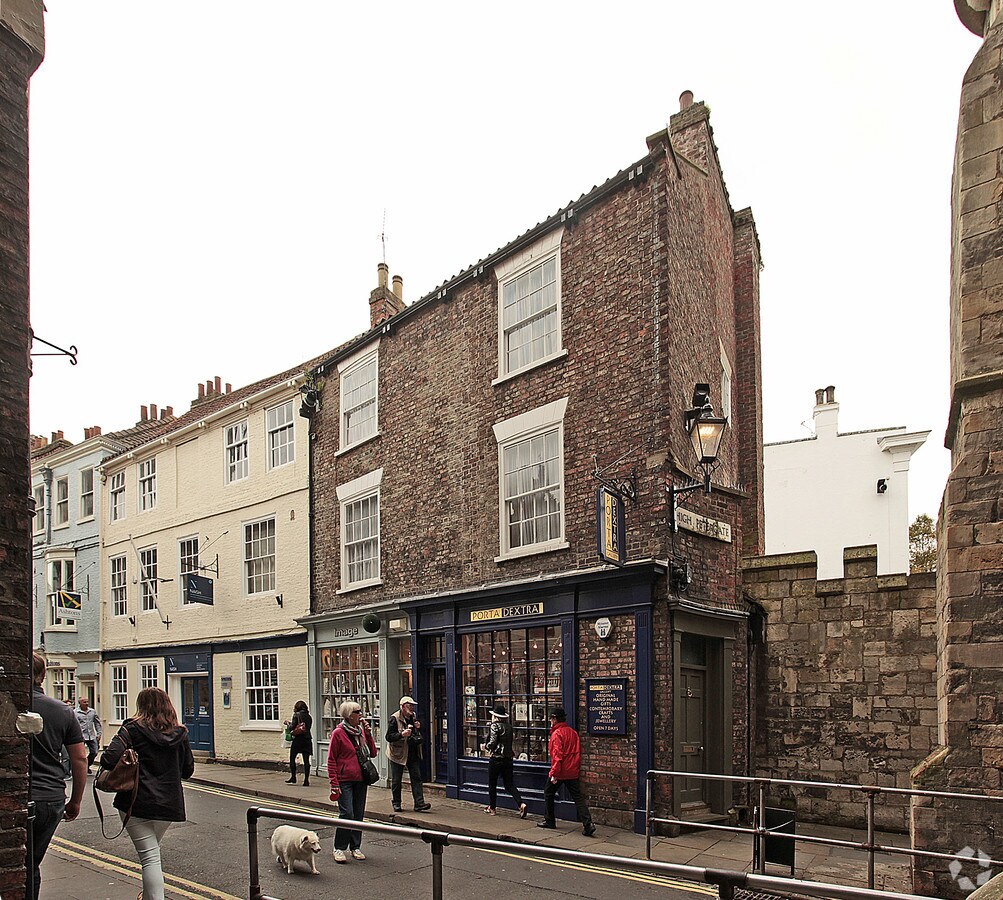 1-1B High Petergate, York YO1 7EN | LoopNet UK