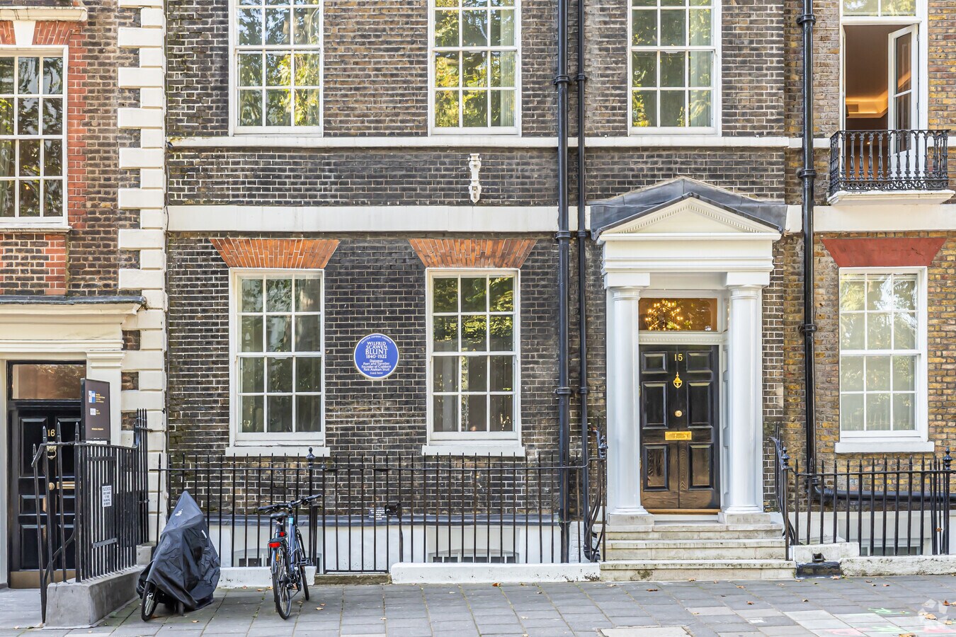 15 Buckingham Gate, London SW1E 6LB | LoopNet UK