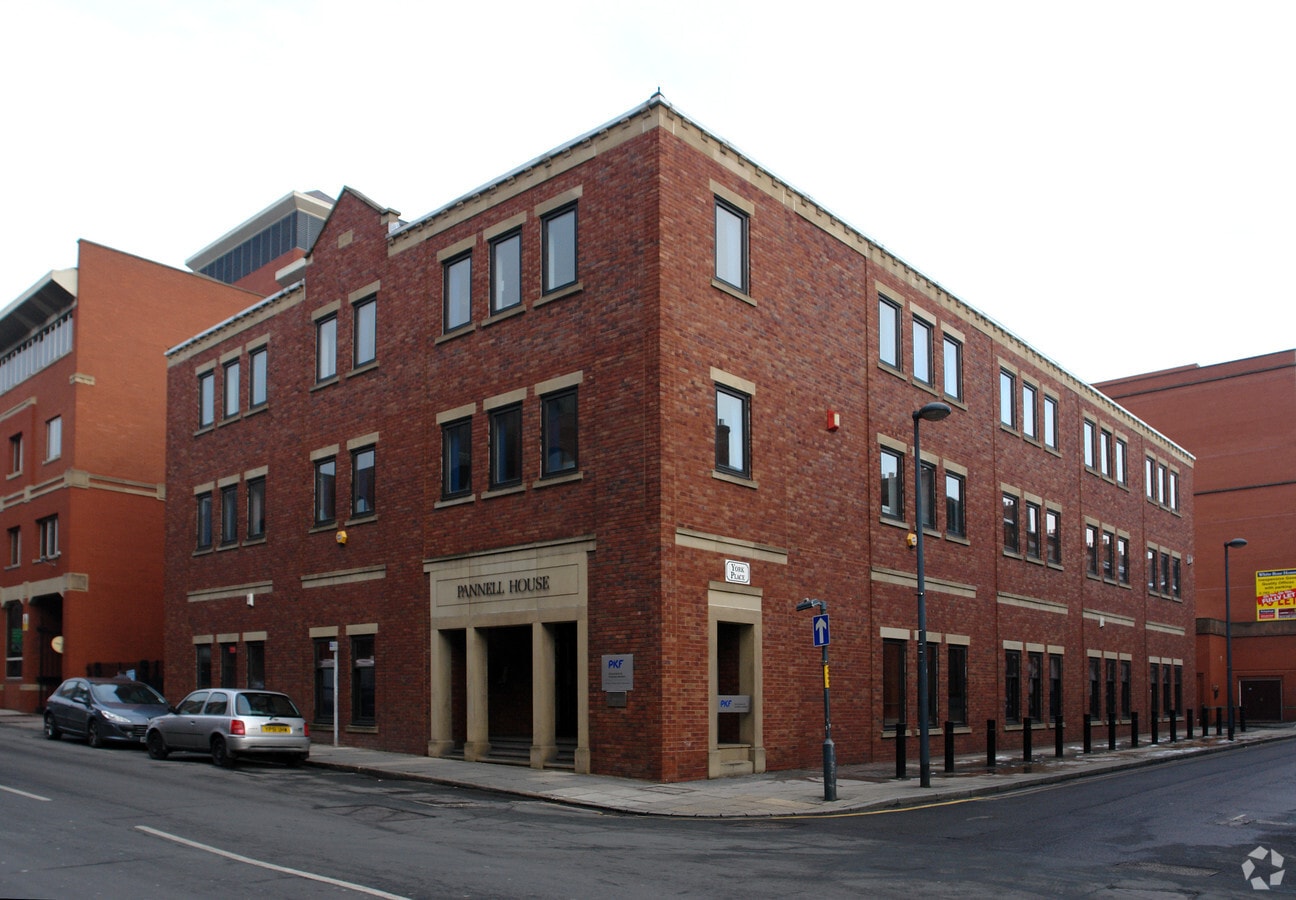 6 Queen St, Leeds, LS1 2TW - GBR