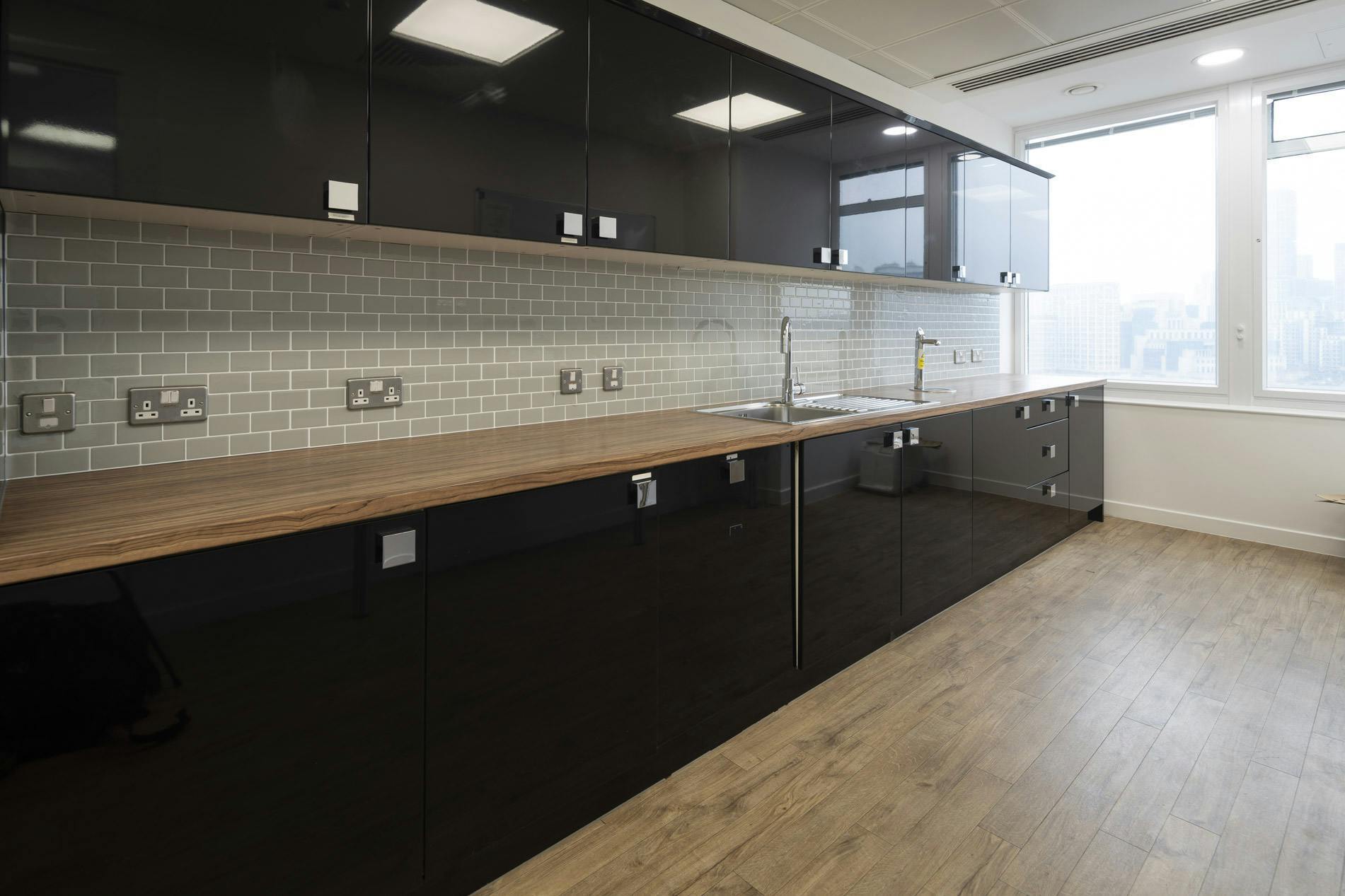 Office Space to Rent - Millbank Tower, 21-30 Millbank, London, SW1P 4QP ...