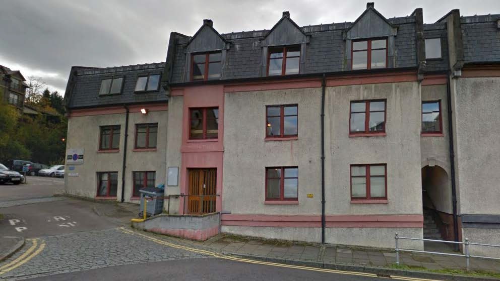 Fulton House, Gordon Sq, Fort William, PH33 6XY | LoopNet