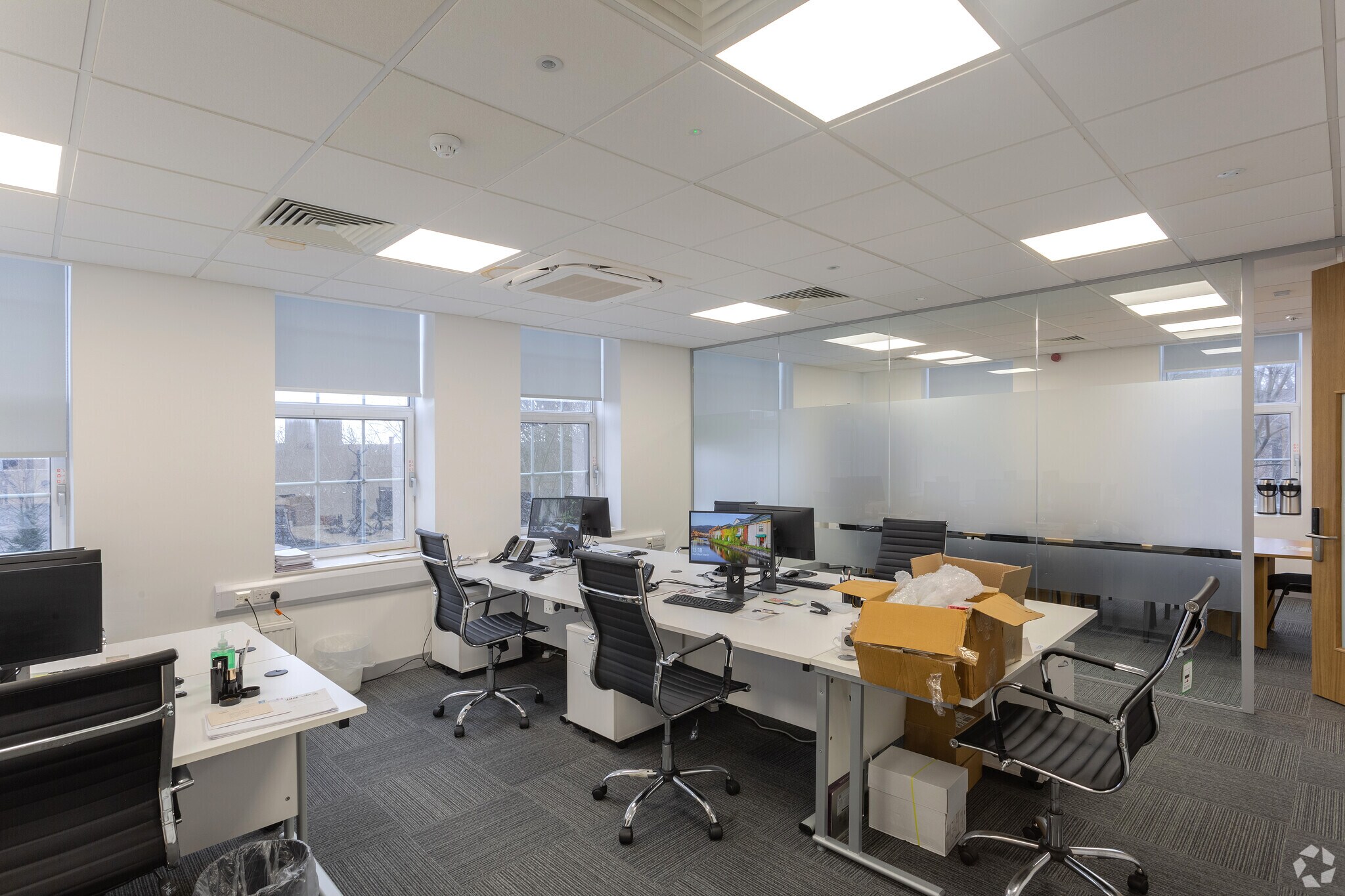 25-27 Castle Gate, Nottingham NG1 7AR - St Nicholas Court | LoopNet.co.uk