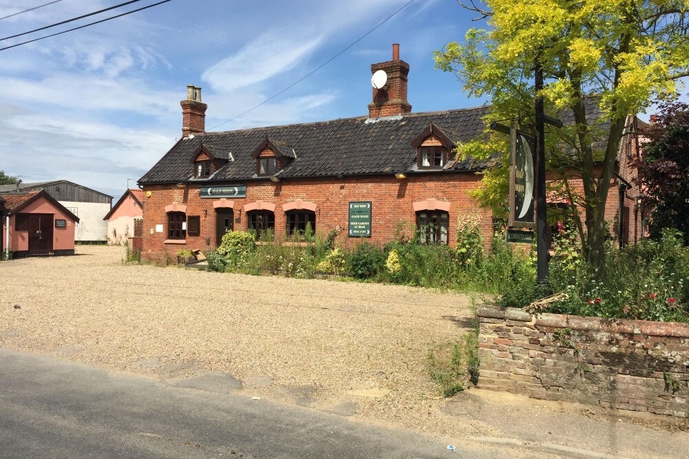 The Street, Diss, IP21 4QD - Half Moon Inn Restaurant - Retail to Rent ...