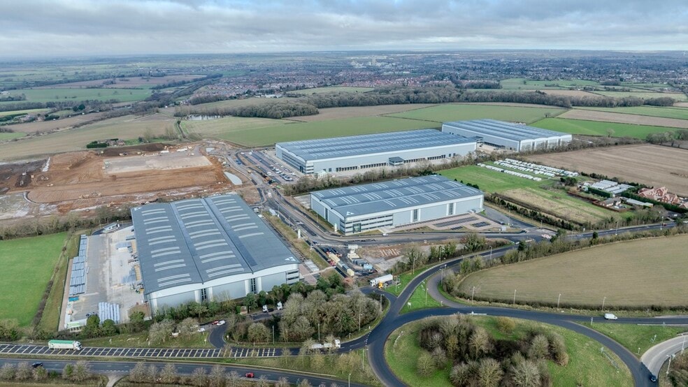 Tritax Symmetry, Kettering, NTH NN14 1FQ - Symmetry Park Kettering - GBR