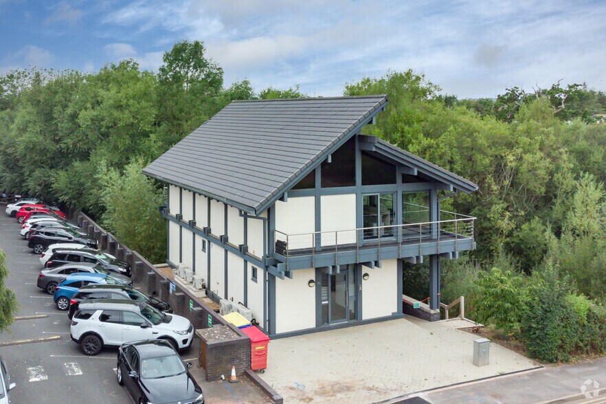 53 Timothy's Bridge Rd, Stratford Upon Avon, CV37 9NR | LoopNet