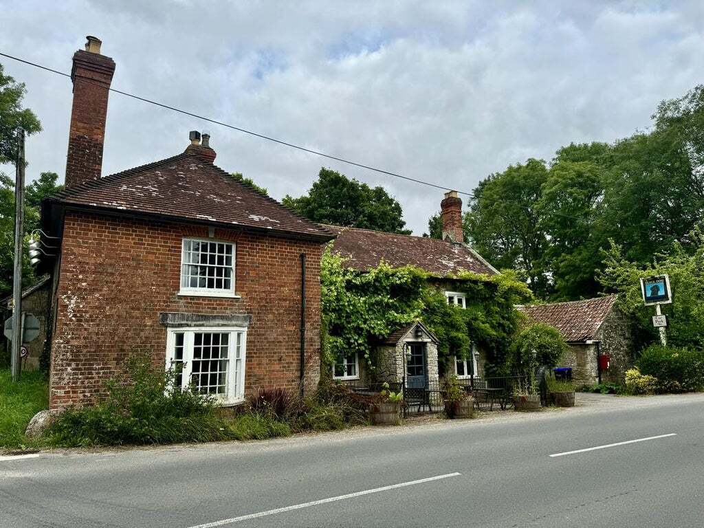 Retail Property for Sale in Salisbury Rd, Chilmark, SP3 5AH - 4,000 sq ...