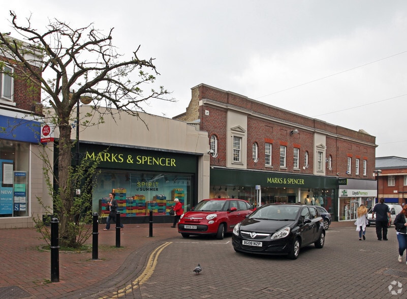 31-37 High St, Aylesbury, HP20 1SH - Retail for Sale | LoopNet UK