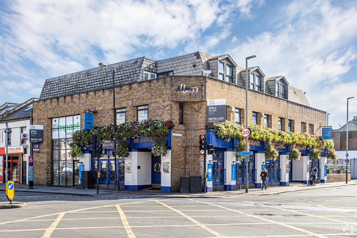 1 Falcon Rd, London, SW11 2PL | LoopNet