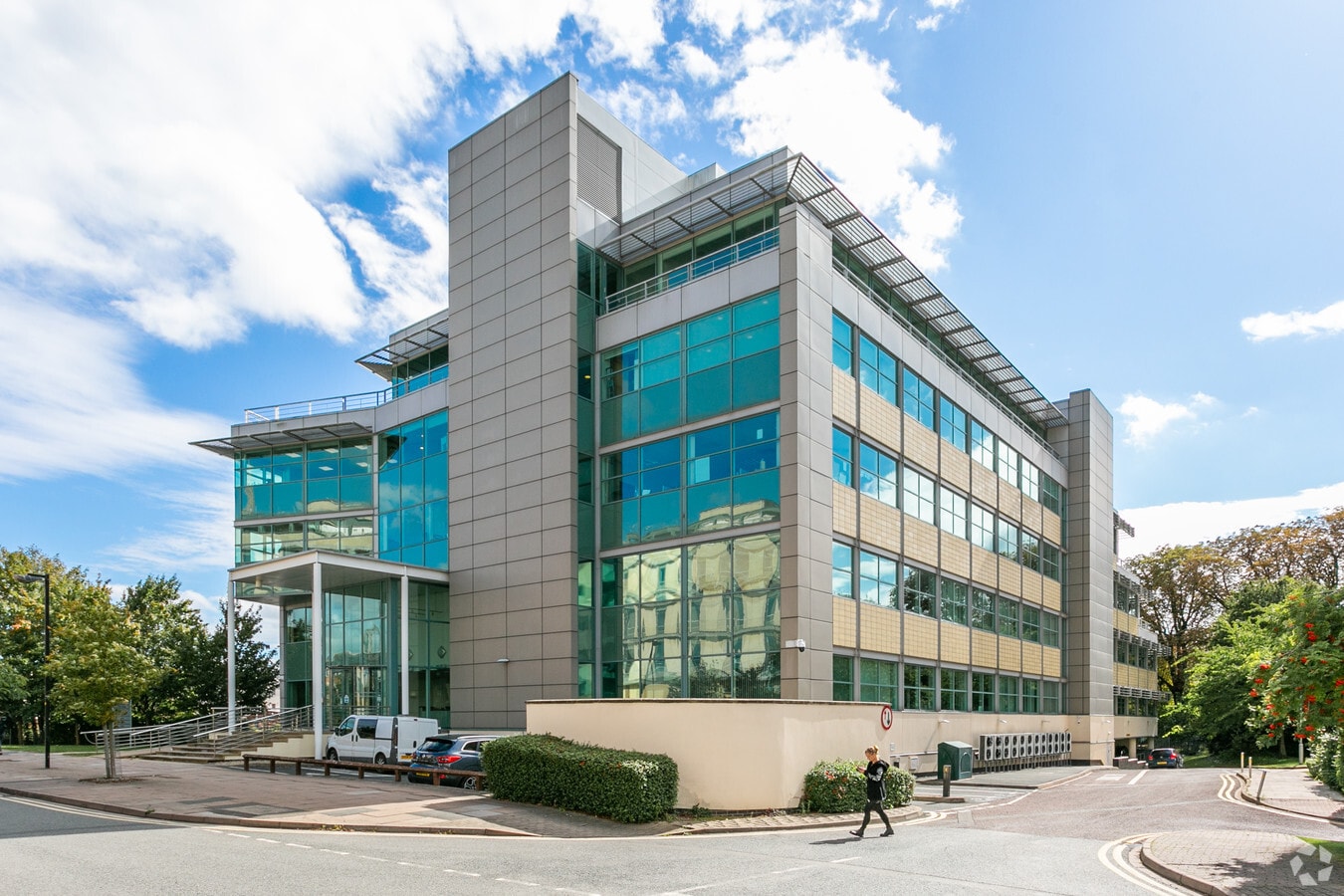 Jessop Ave, Cheltenham GL50 3SH | LoopNet UK