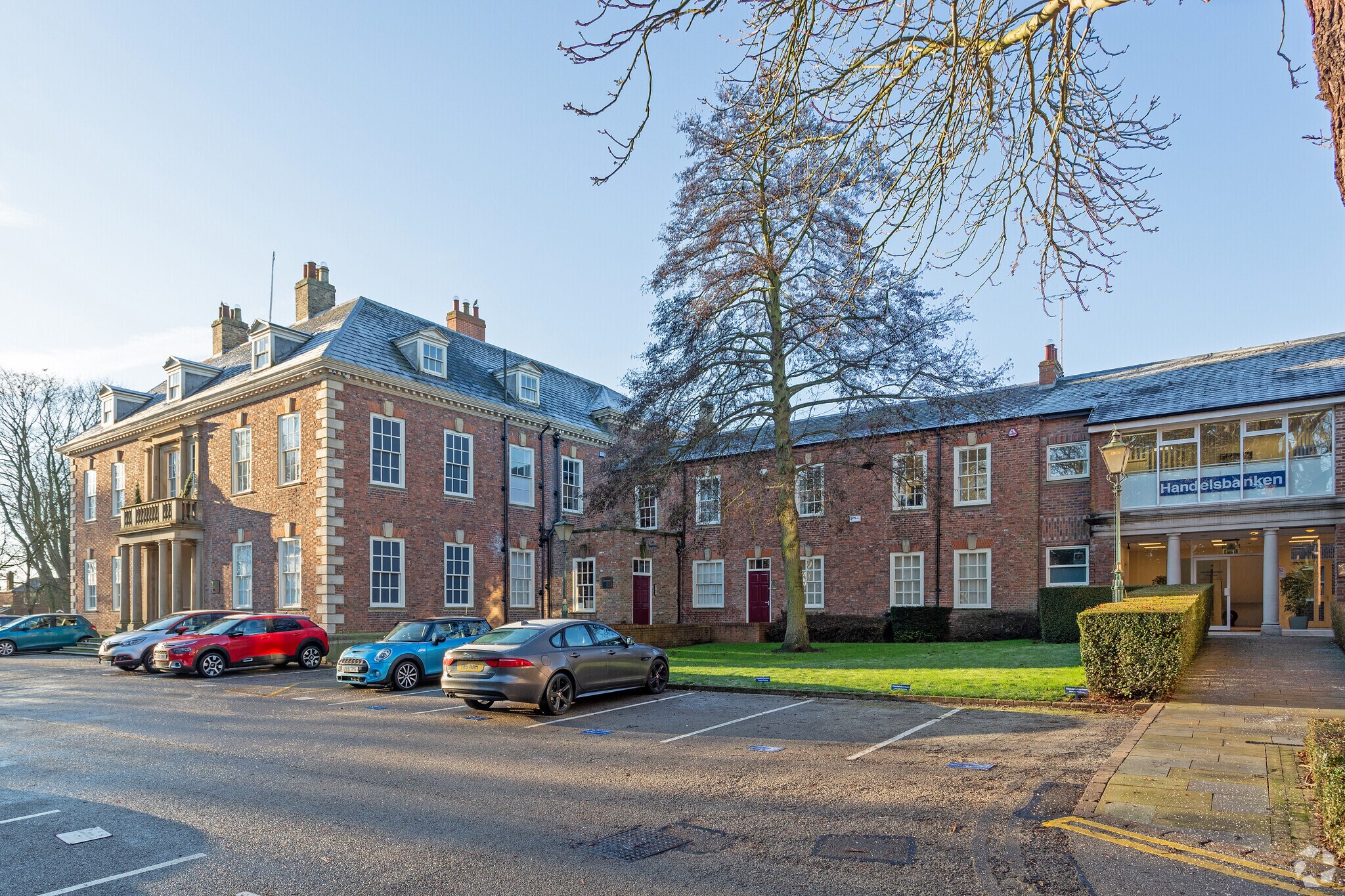 Lairgate, Beverley HU17 8HL - The Hall | LoopNet.co.uk