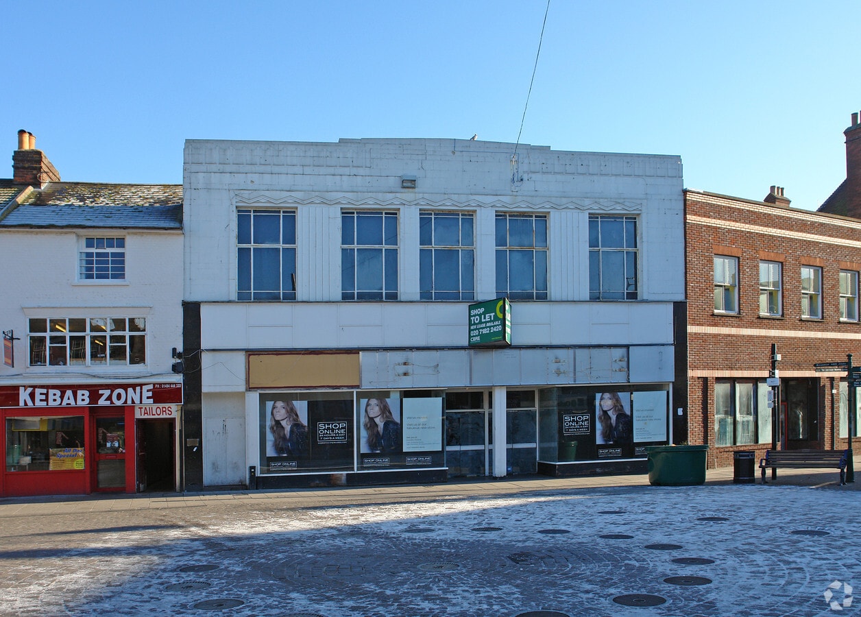 Church St, High Wycombe HP13 5ES | LoopNet UK