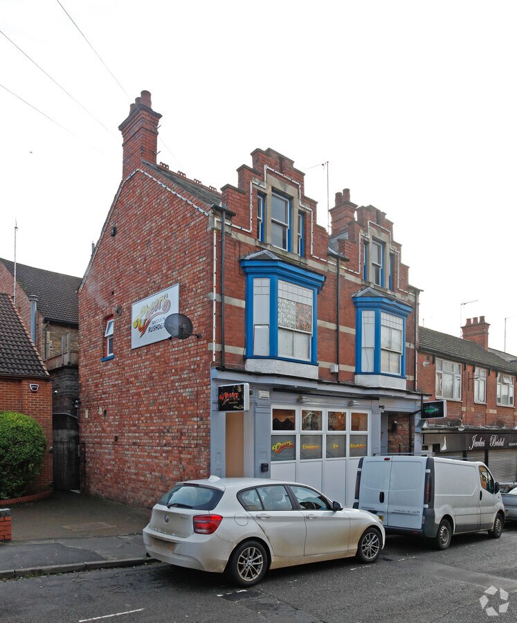 6a Queen St, Rushden NN10 0AA | LoopNet UK