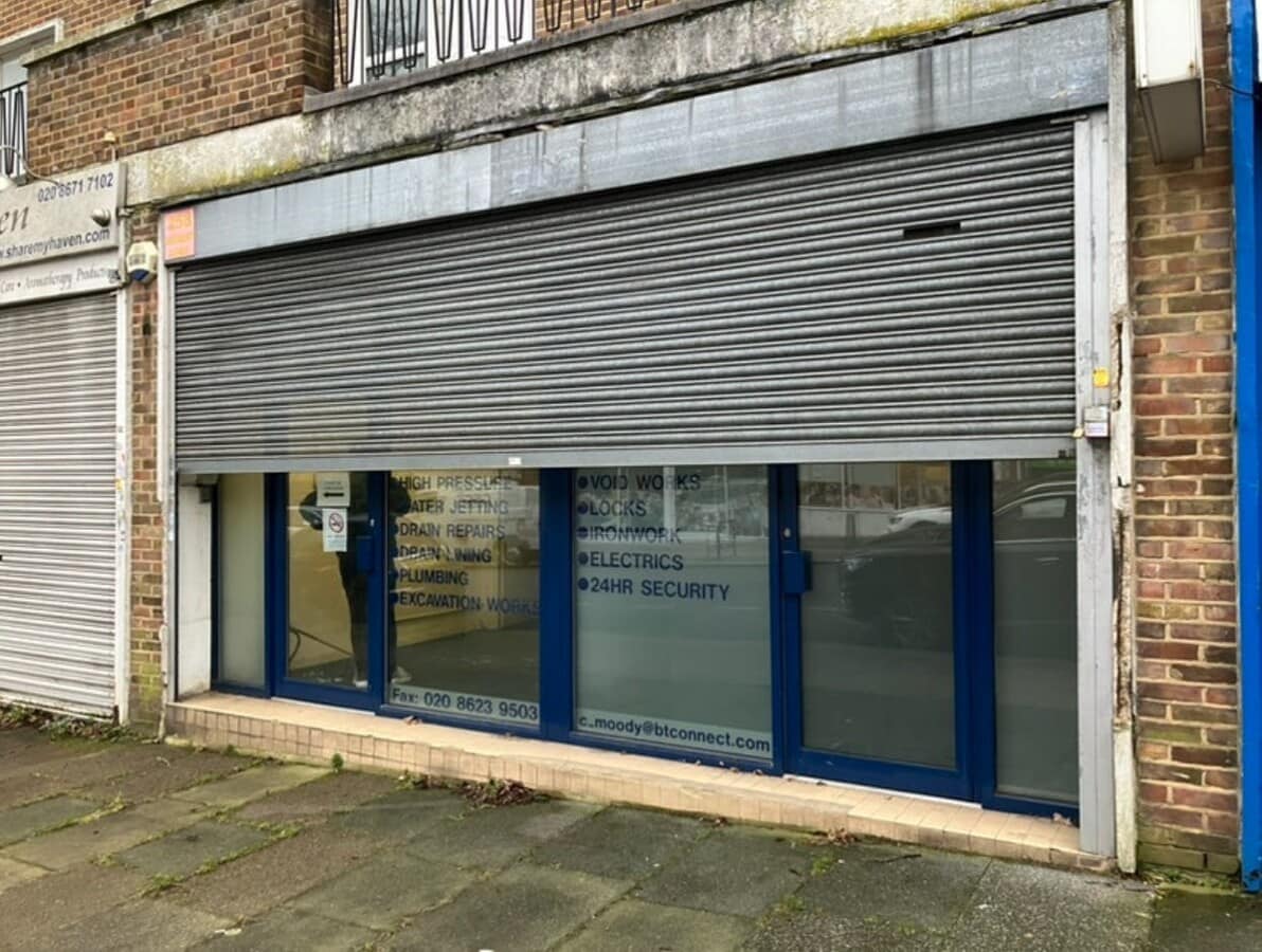 Retail Space to Rent - 258 Amesbury Ave, London, SW2 3BL - 770 sq ft ...