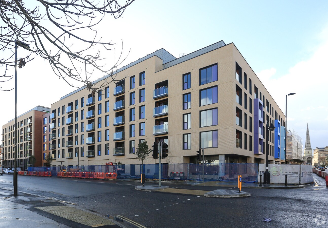 Bernard St, Southampton SO14 3NX | LoopNet UK