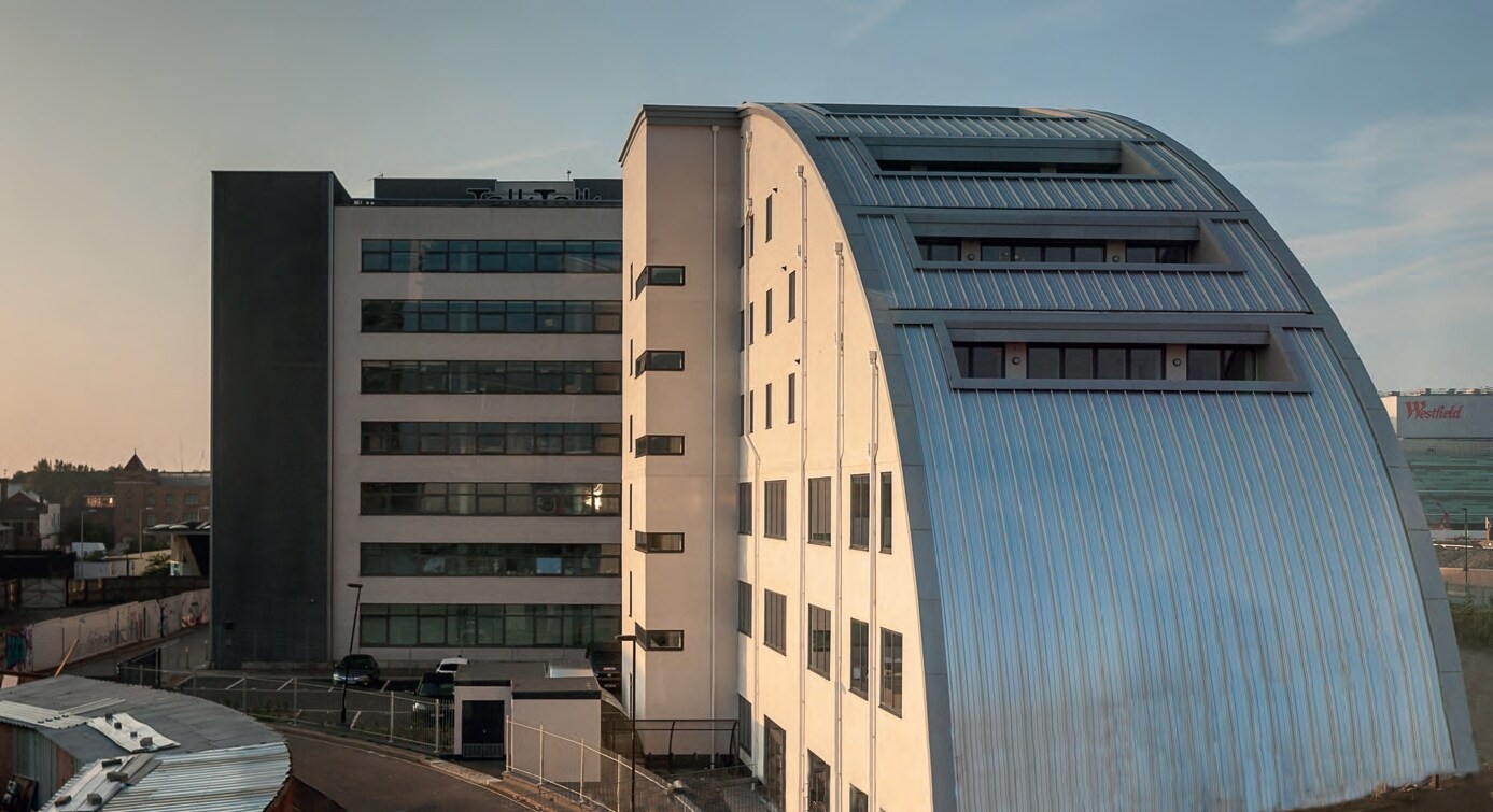 Office Unit for Sale in The Curve, 10 Bard Rd, London, W10 6TP - 10,284 ...