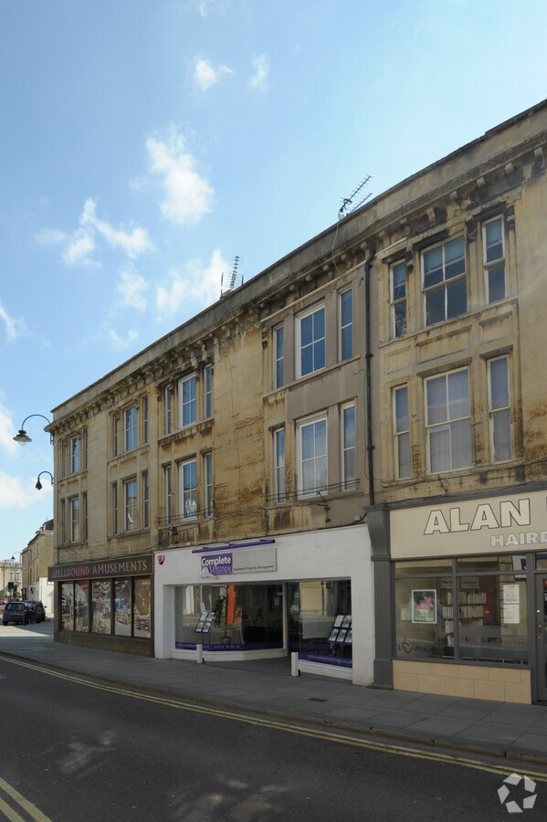 12 Silver St, Trowbridge BA14 8AA | LoopNet.co.uk