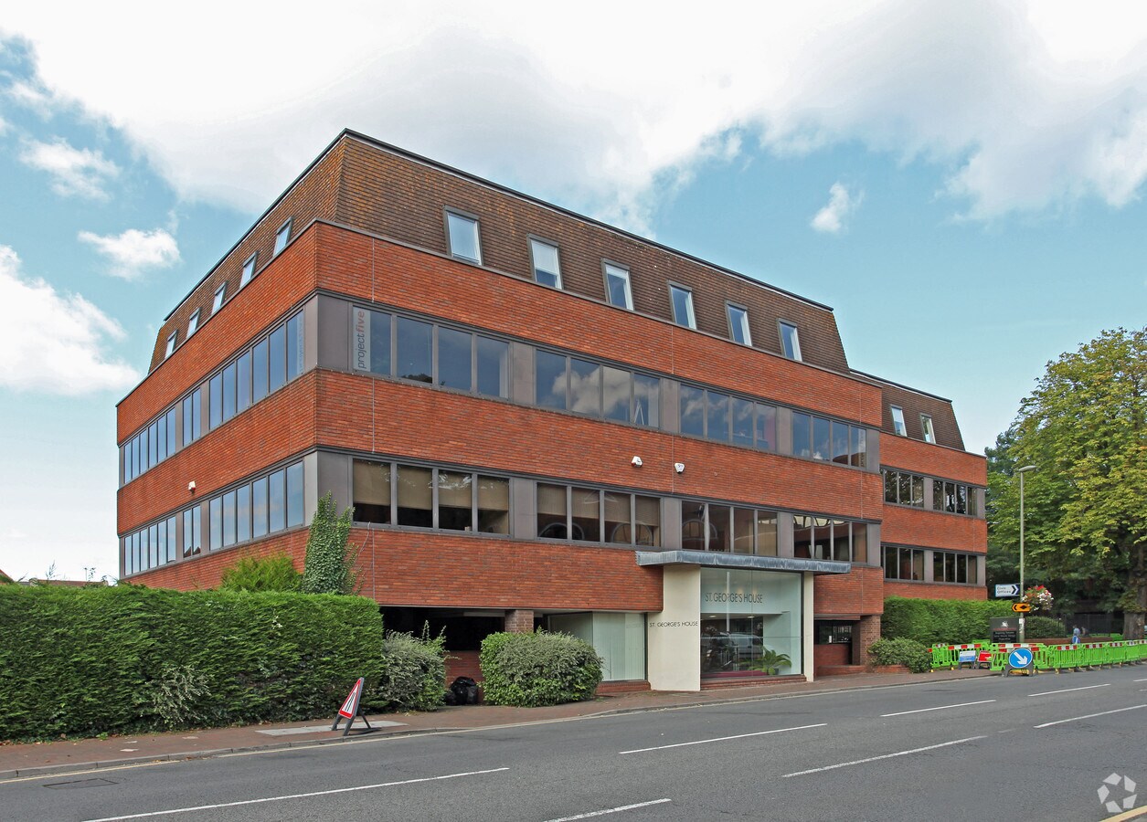 Knoll Rd, Camberley GU15 3SY - St Georges House | LoopNet.co.uk