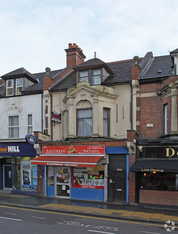 102 High St, Harrow, HA3 7AH - GBR