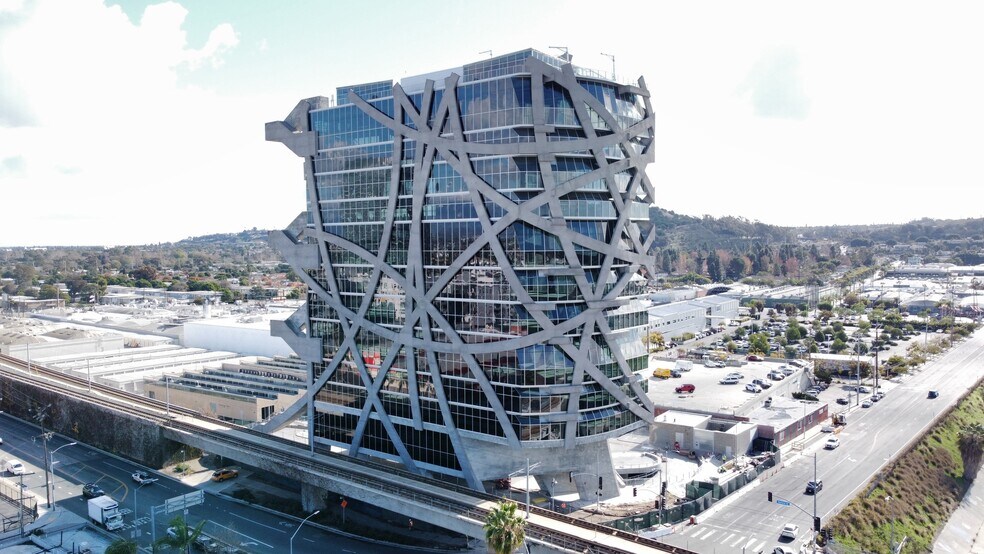 5790 W Jefferson Blvd, Los Angeles 90016 - The (W)rapper Tower | LoopNet UK