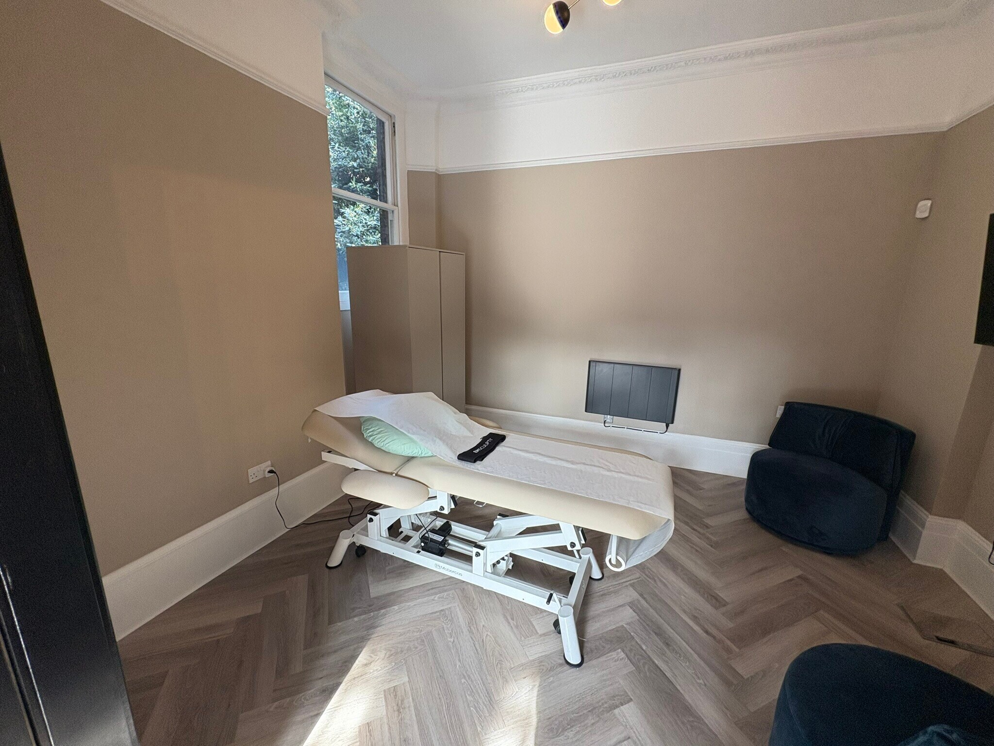 Office Space to Rent - 8 Exhibition Rd, London, SW7 2HF - 286 sq ft ...