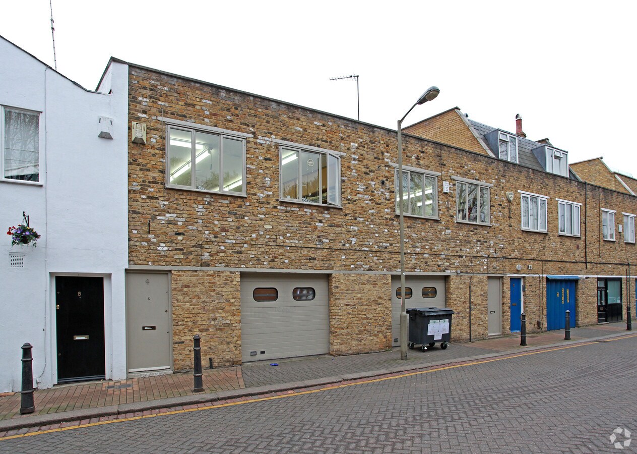 3-4 Podmore Rd, London, SW18 1AJ