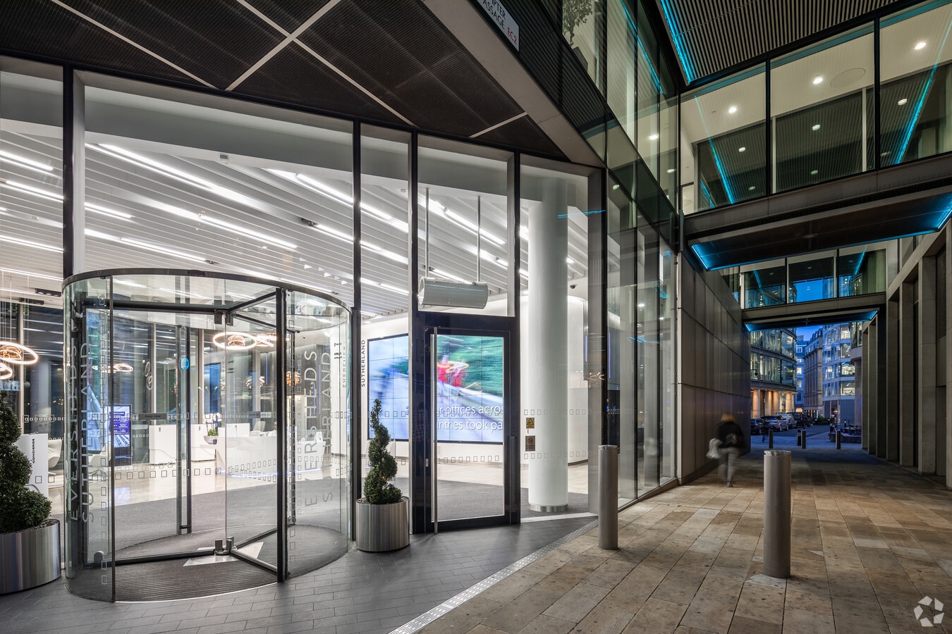 1 Wood St, London, EC2V 7WS | LoopNet