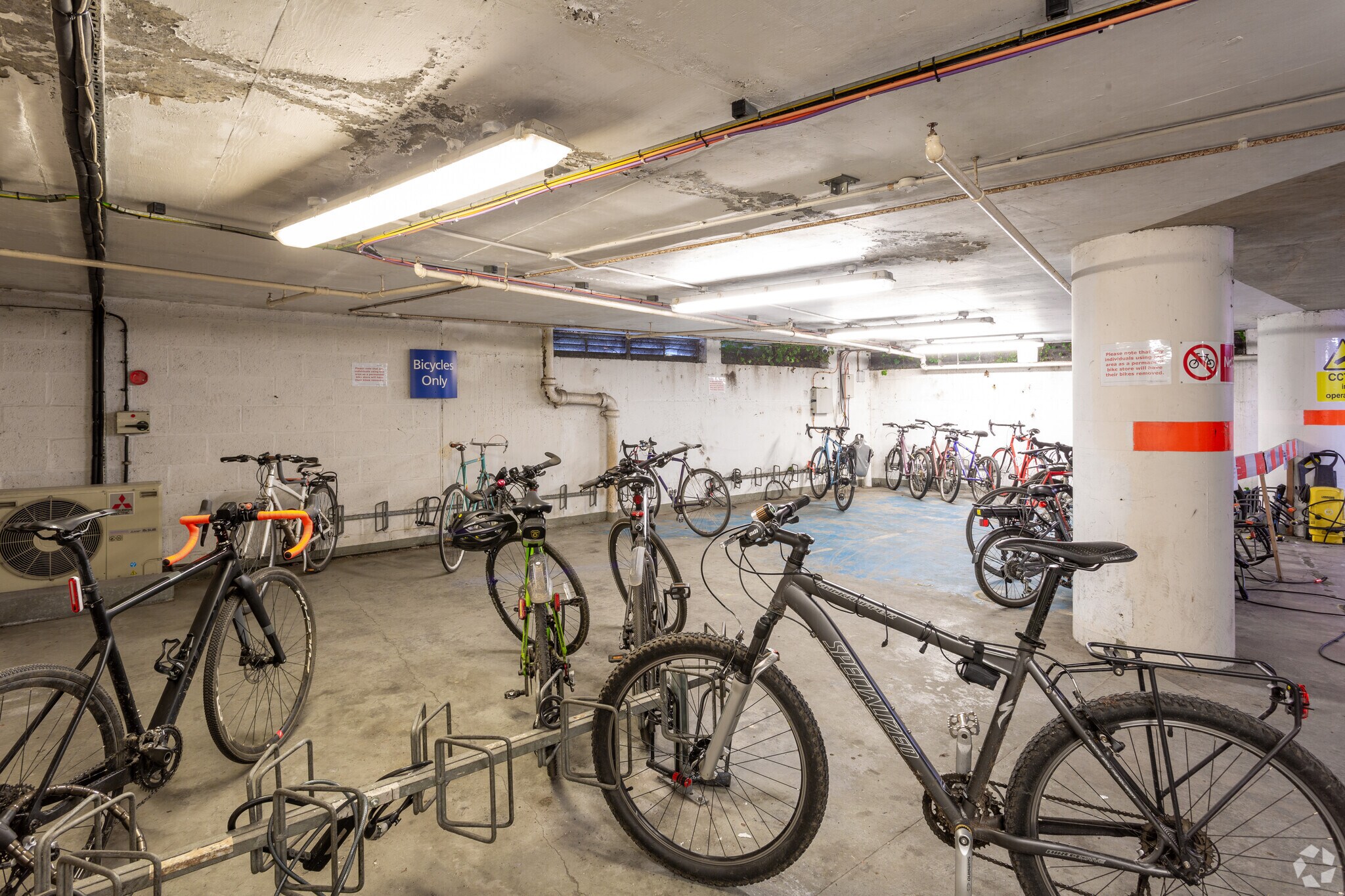 Coworking Space to Rent - Eagle Tower, Montpellier Dr, Cheltenham, GL50 ...