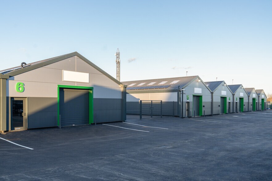 23 Crown Rd, Enfield, EN1 1GR - Otago Trade Park | LoopNet UK