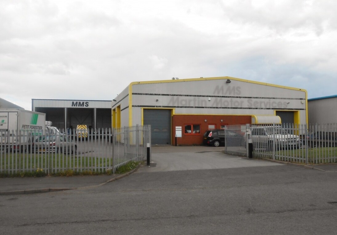 Strawberry Ln, Willenhall WV13 3RL | LoopNet UK