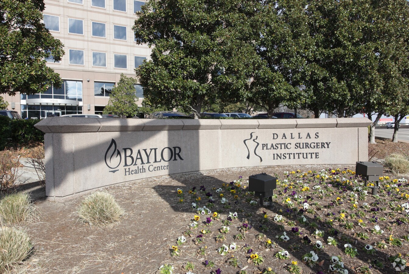 9101 N Central Expy, Dallas 75231 | LoopNet UK