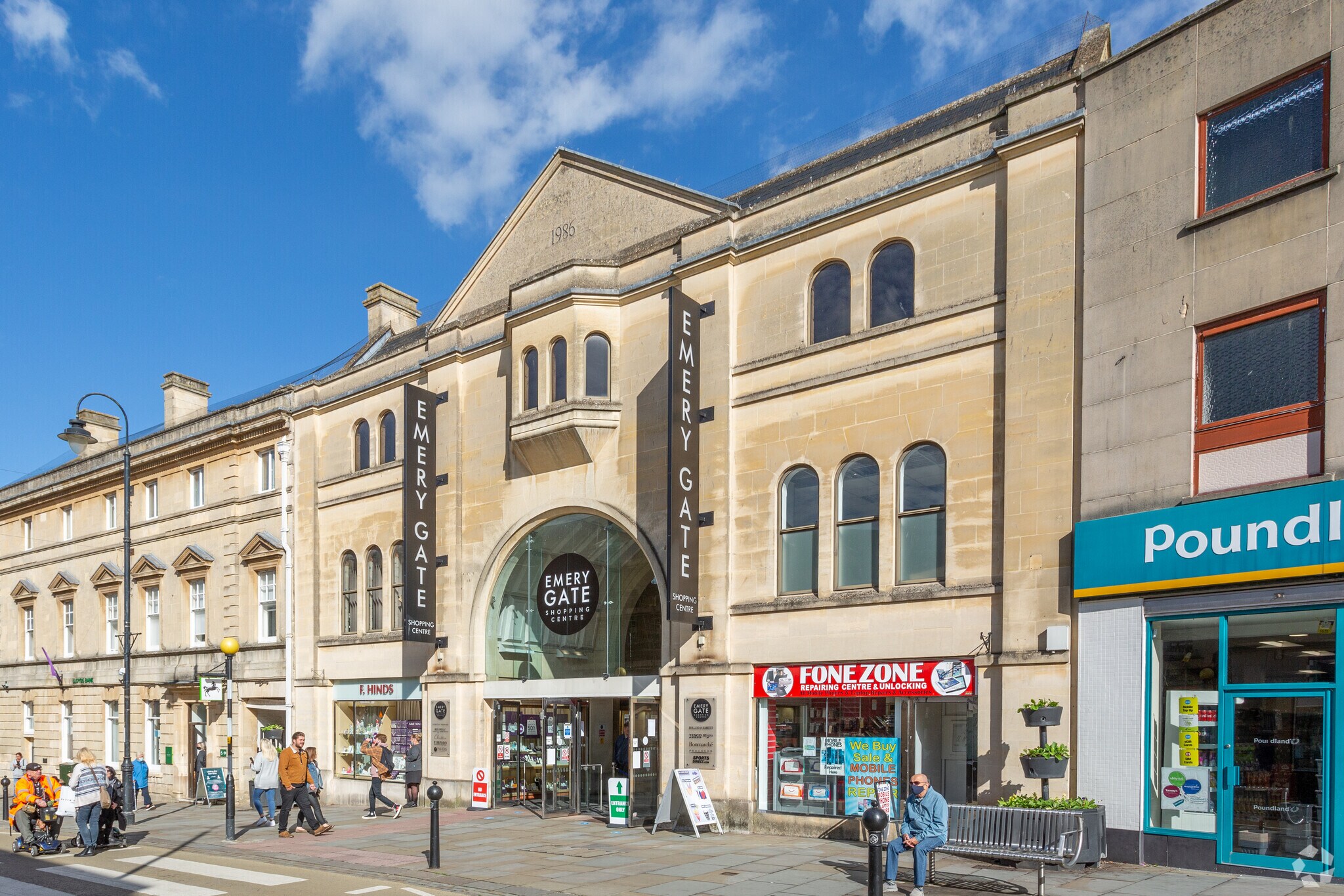 Emery Gate, Chippenham SN15 3JP - Emery Gate Shopping Centre | LoopNet ...