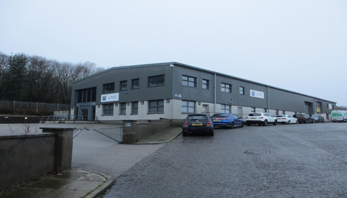 Industrial Unit for Sale in Former General & Technical Building ...