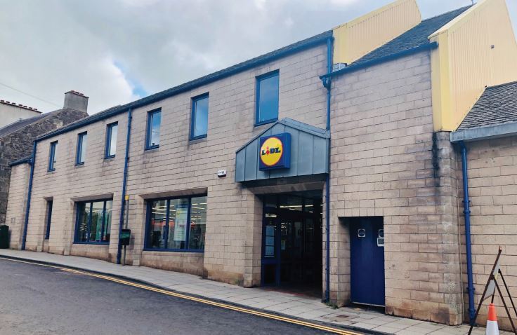 17 Castlegate, Lanark, ML11 9DZ