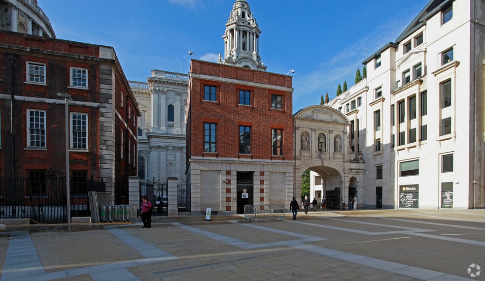 Paternoster Sq, London, EC4M 7DX - Paternoster Lodge | LoopNet UK