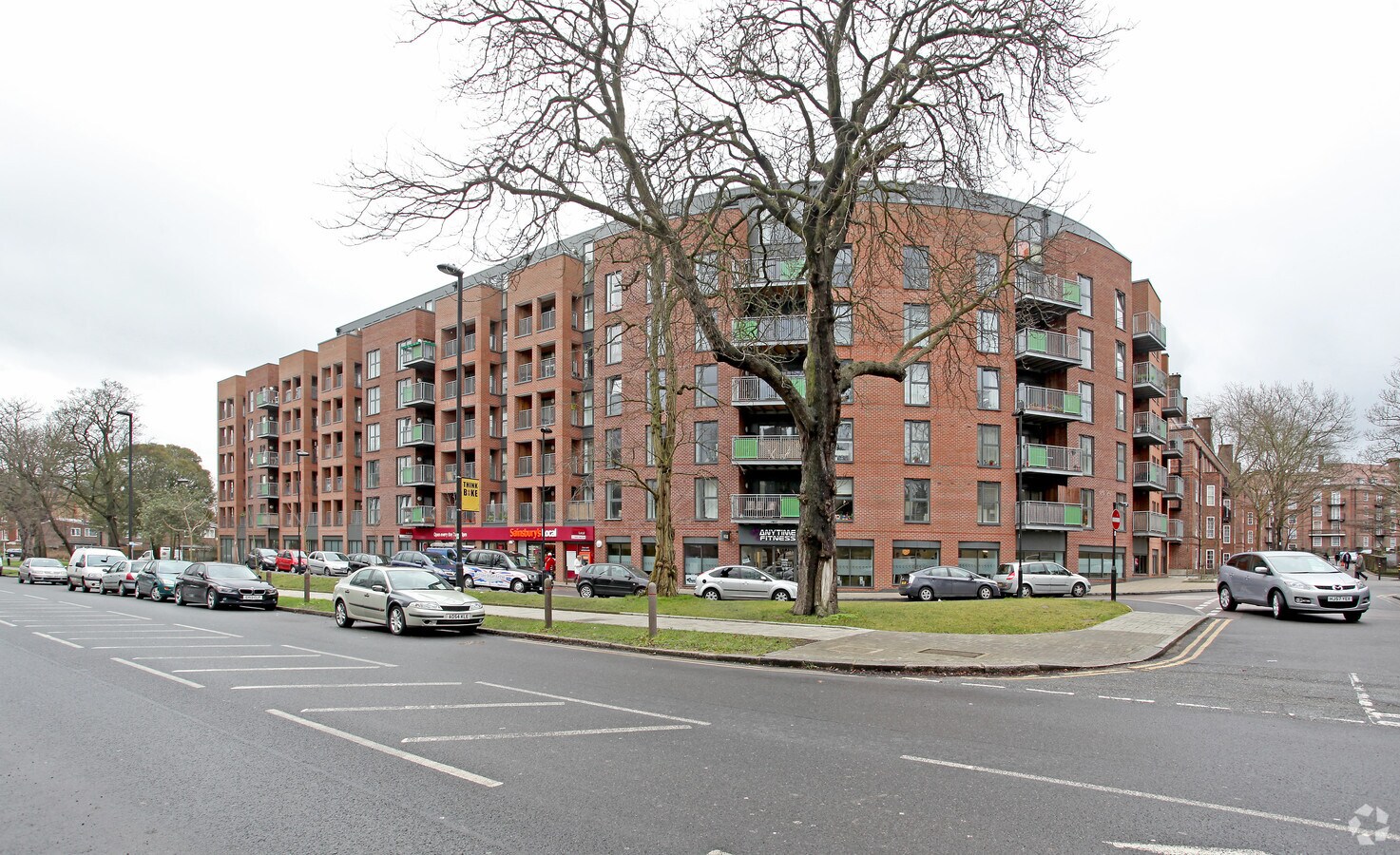Kings Ave, London, SW4 8EU - GBR