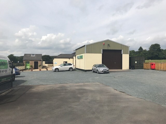 Clitheroe Rd, Preston PR3 2YT | LoopNet UK