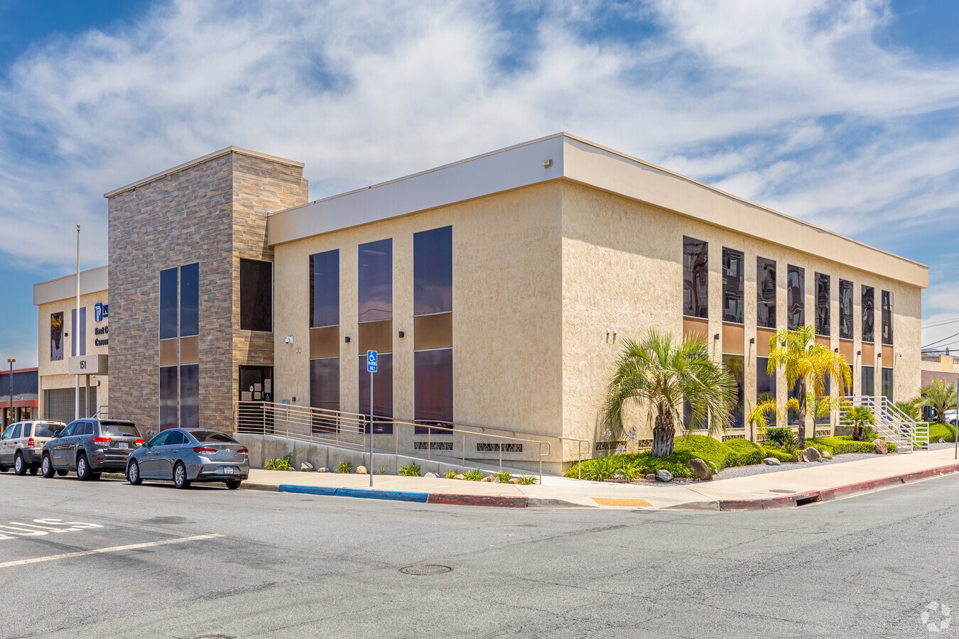 151 Van Houten Ave, El Cajon, CA 92020 - USA